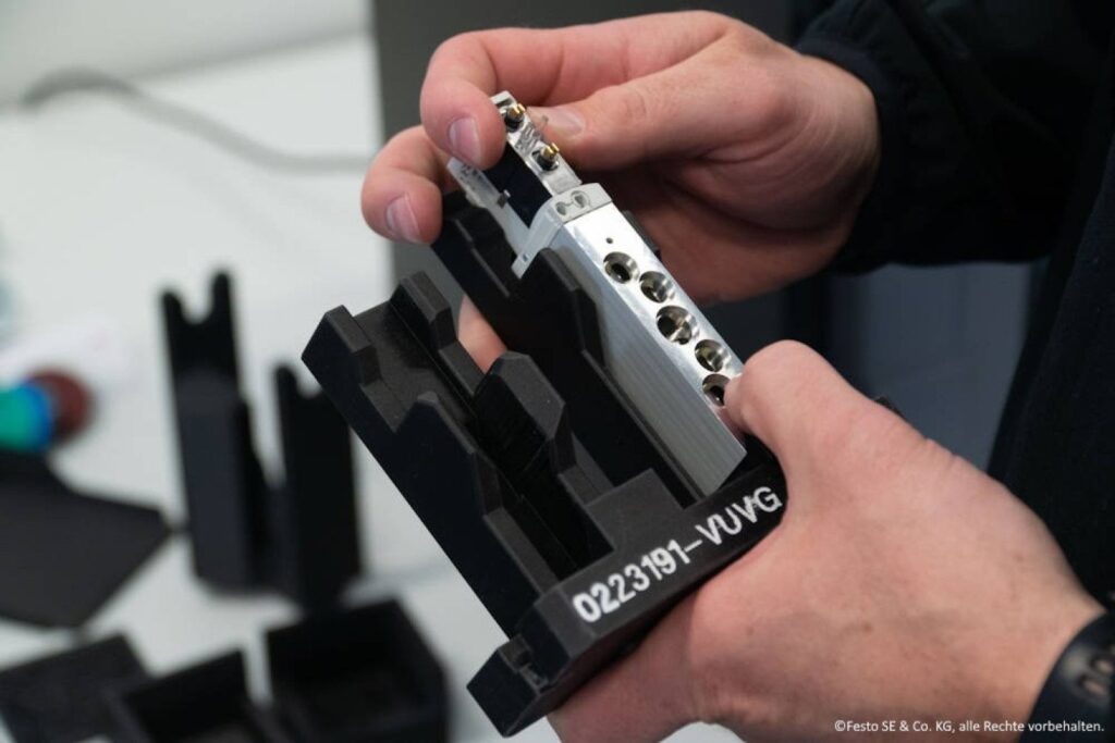 APPLE TREE株式会社